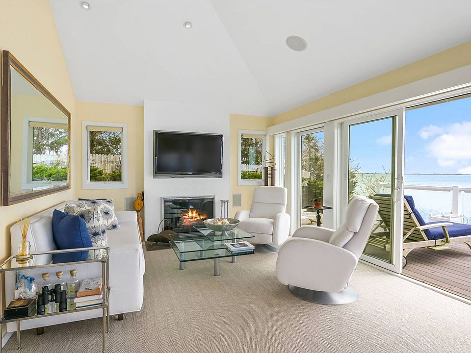 16 Oceanview Dr, Southampton, NY 11968 | MLS #374227 | Zillow
