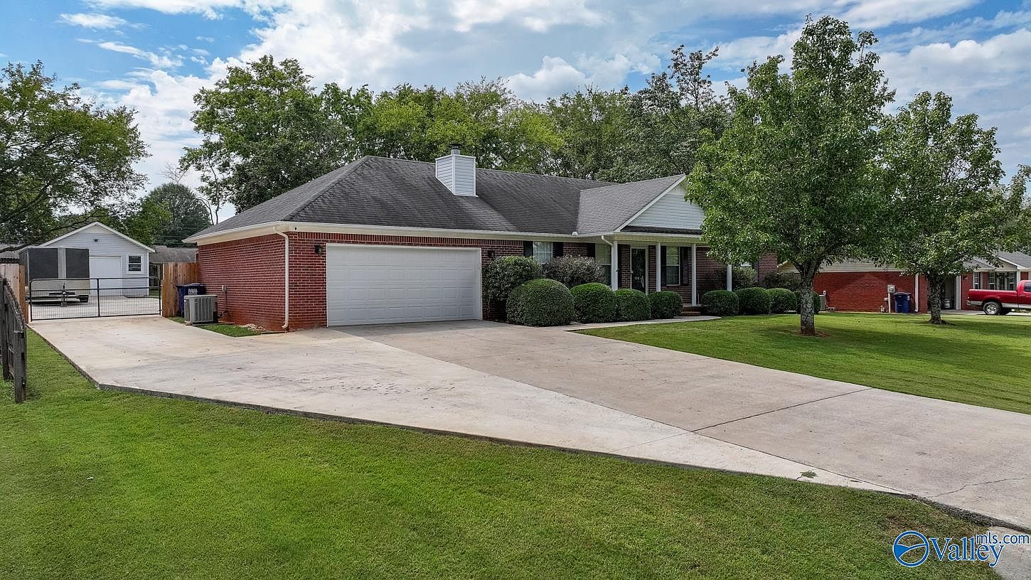 106 Isaac Ln, Hazel Green, AL 35750 | Zillow