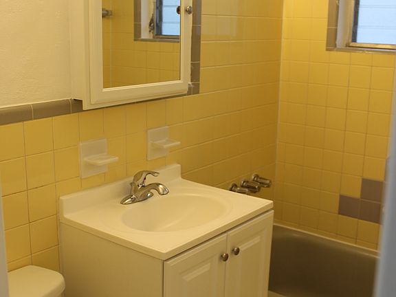 225 Madeira Ave APT 2, Miami, FL 33134 | Zillow