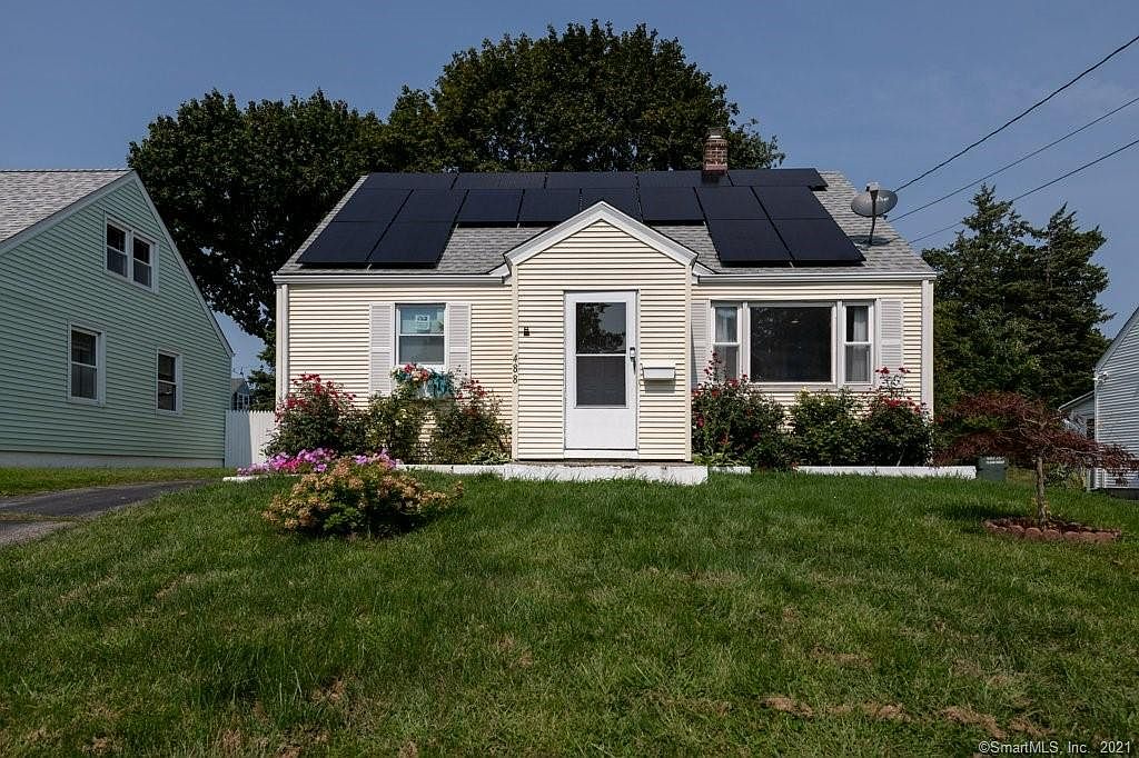 488 Queen St, Bridgeport, CT 06606 | Zillow