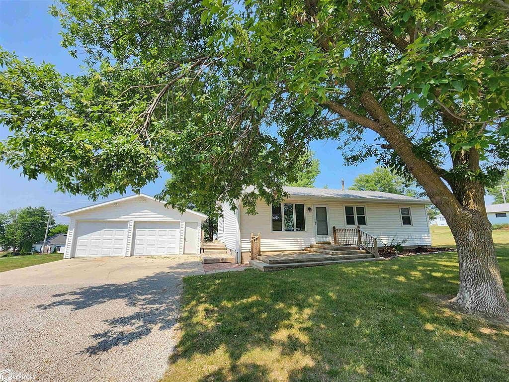 97 Oak St, Massena, IA 50853 | Zillow