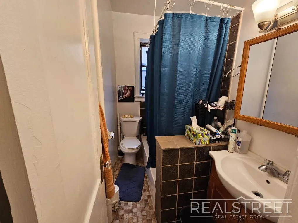 693 East New York Avenue #2B in Wingate, Brooklyn | StreetEasy