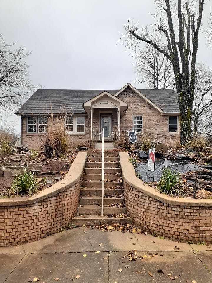 314 Devonia St, Harriman, TN 37748 | Zillow