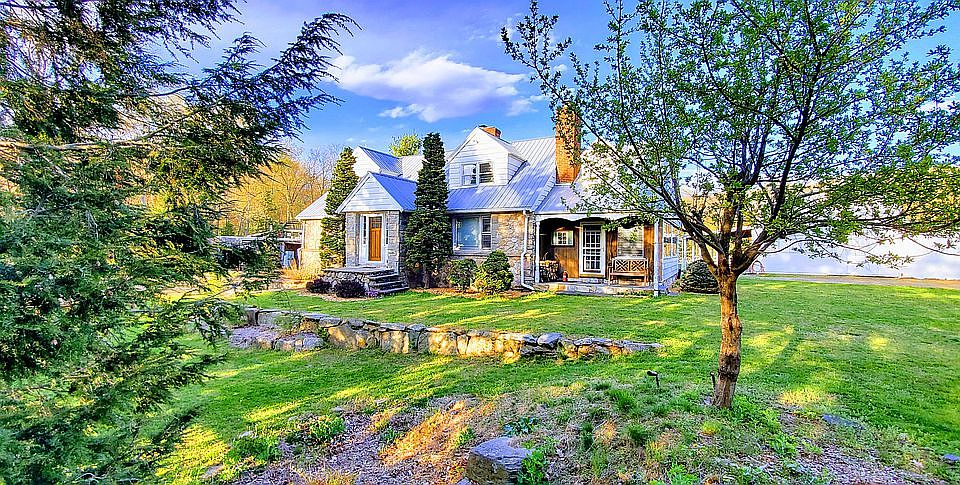 58 Botsford Hill Rd, Newtown, CT 06470 | Zillow