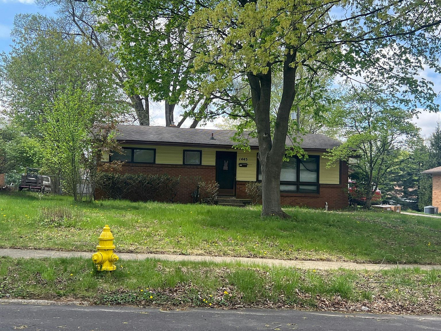 1445 Edith Ave NE, Grand Rapids, MI 49505 | Zillow