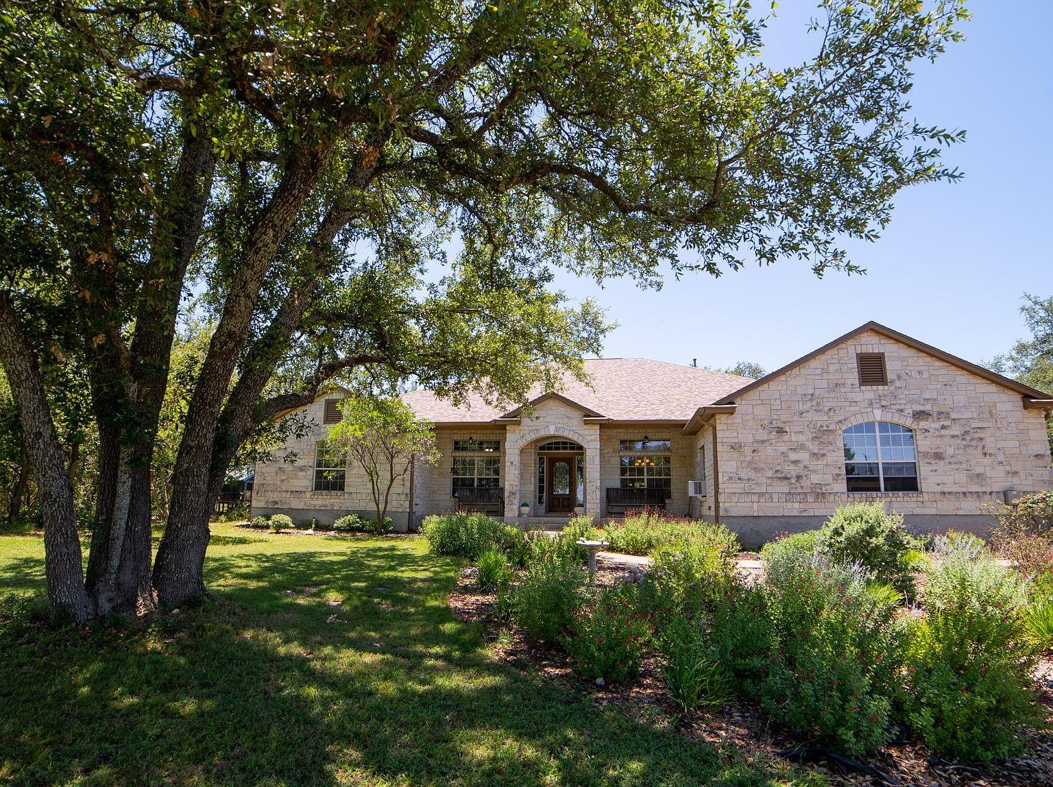 200 Amber Oaks, Burnet, TX 78611 | Zillow