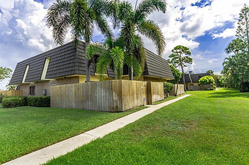 4646 Cherry Rd #4646, West Palm Beach, FL 33417 | Zillow
