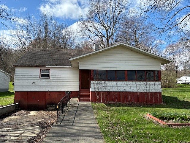 17857 285th Hwy, Cochranton, PA 16314 | Zillow