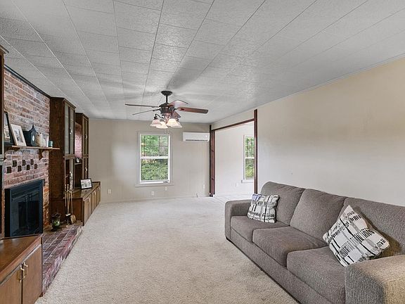 158 Jeter Dr, Pinckard, AL 36371 | MLS #203547 | Zillow