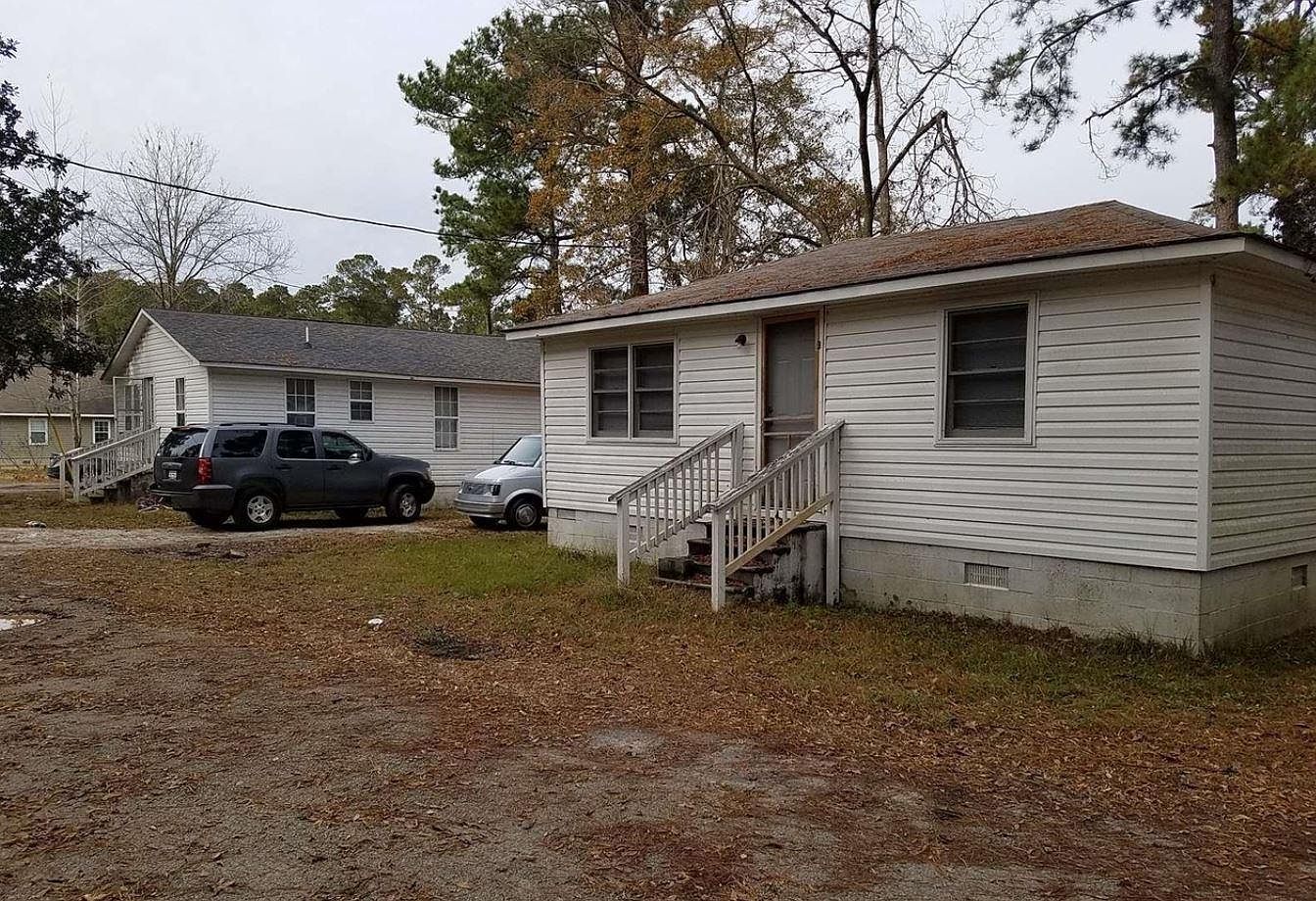 3015 Chestnut St, Loris, SC 29569 | Zillow