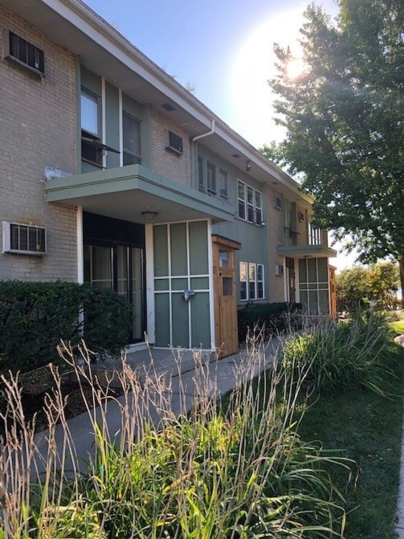 3909 Monona Dr #10, Madison, WI 53716 | Zillow