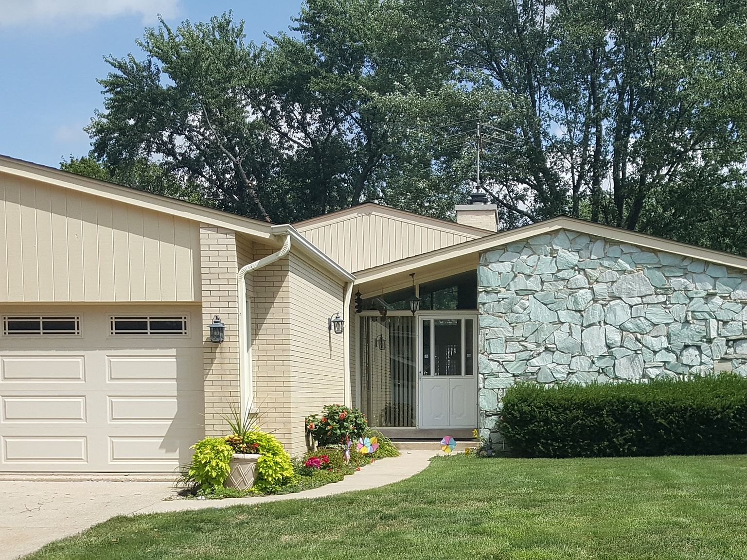 263 N Baynard Rd, Addison, IL 60101 | Zillow