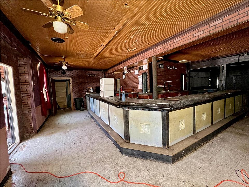 24 W Missouri St, Trenton, IL 62293 | Zillow