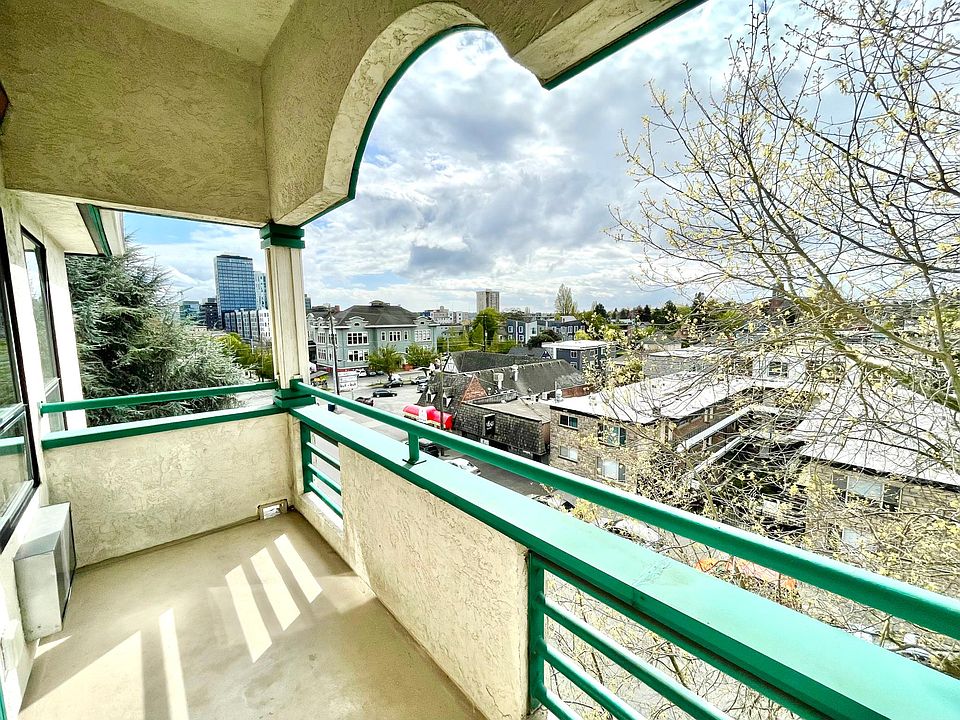 Adria Apartments - 5222 University Way NE Seattle WA | Zillow