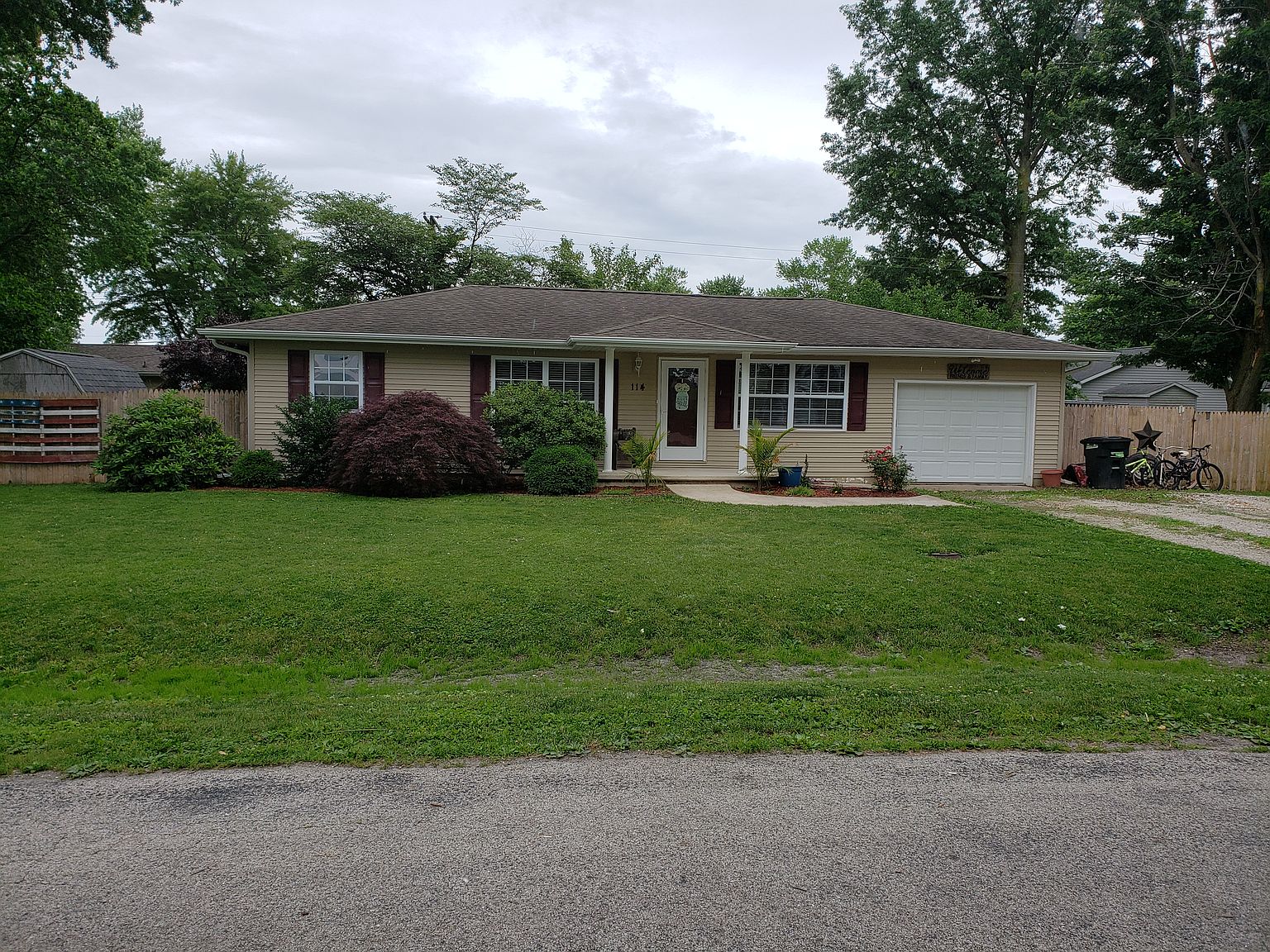 114 Cottage Ln, Murrayville, IL 62668 | Zillow