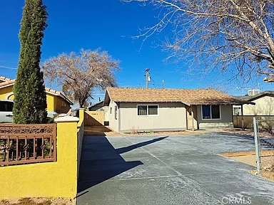 16440 Pine St Hesperia Ca Zillow