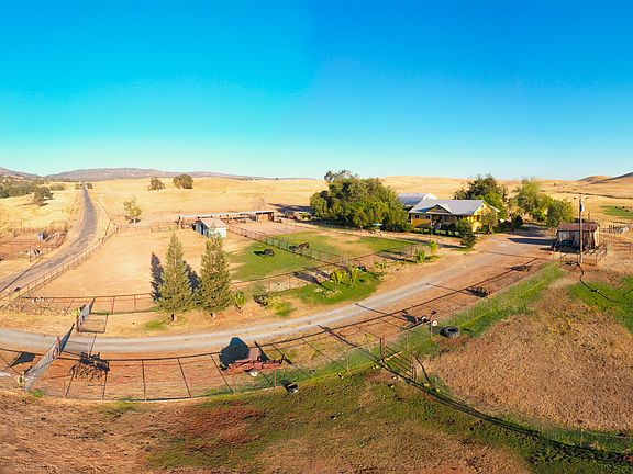 11213 Rock Creek Rd, Farmington, CA 95230 | Zillow