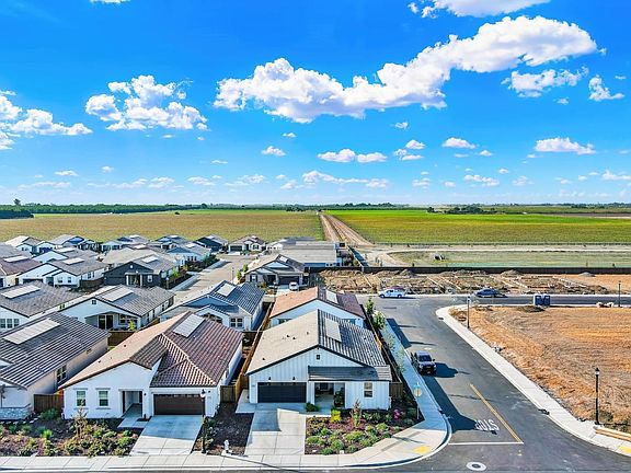 2195 Prairie Way, Dixon, CA 95620 | MLS #324073218 | Zillow