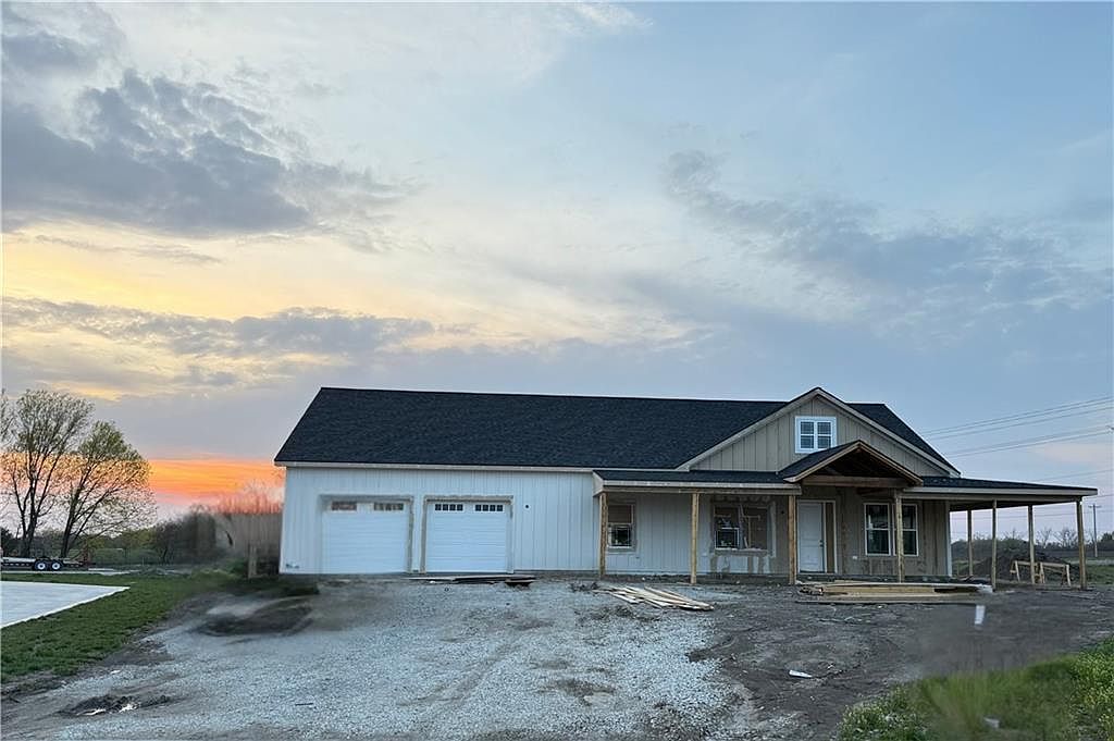 354 W 25th St, Eudora, KS 66025 | Zillow