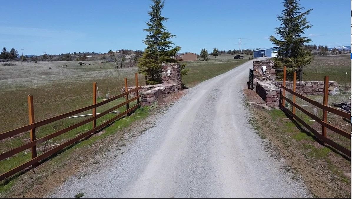 6719 Ager Beswick Rd, Montague, CA 96064 | MLS #223031921 | Zillow