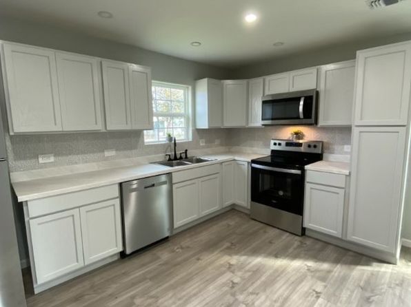 78155 Real Estate - 78155 Homes For Sale | Zillow