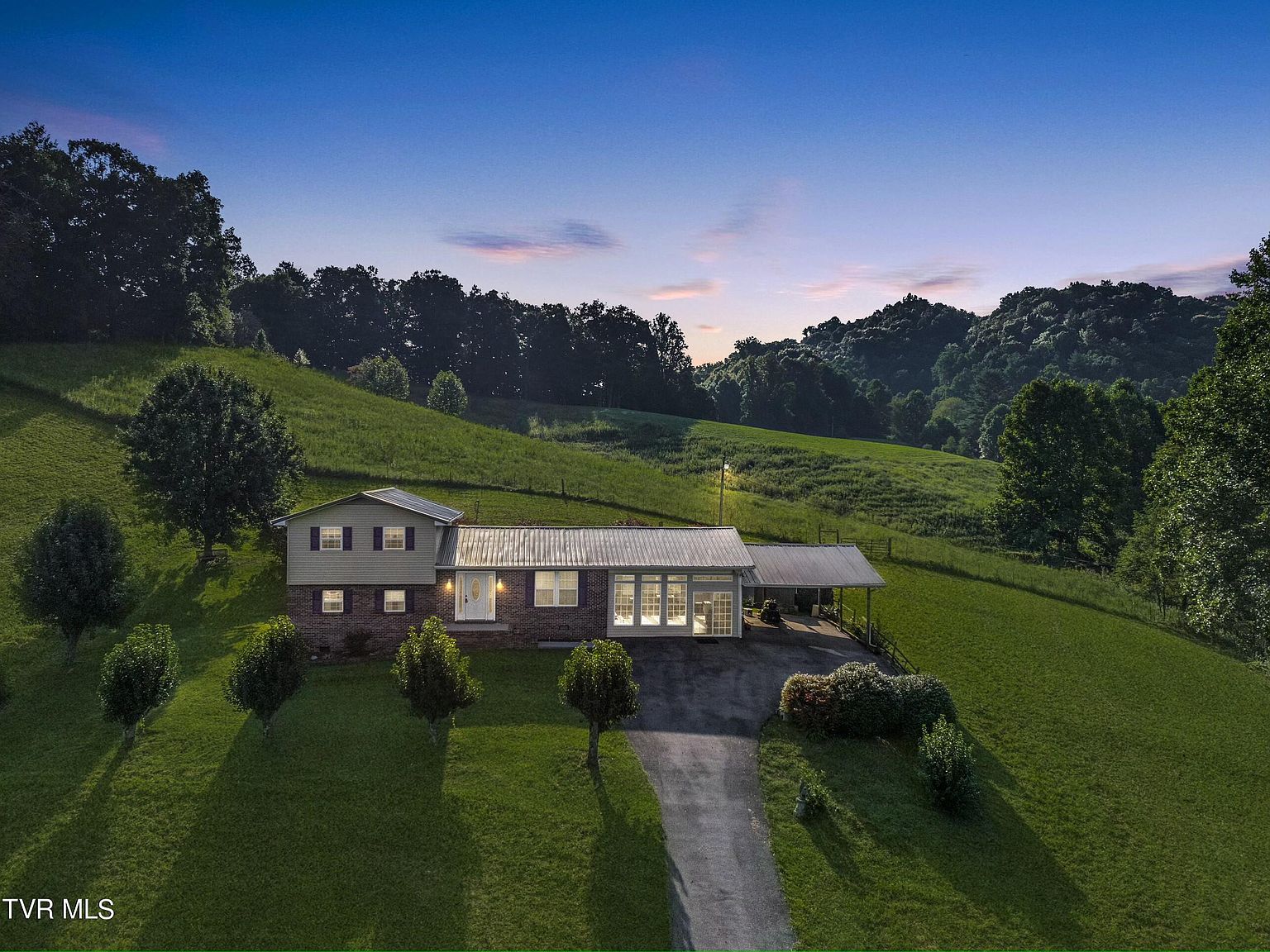 133 Townson Rd, Roan Mountain, TN 37687 | Zillow