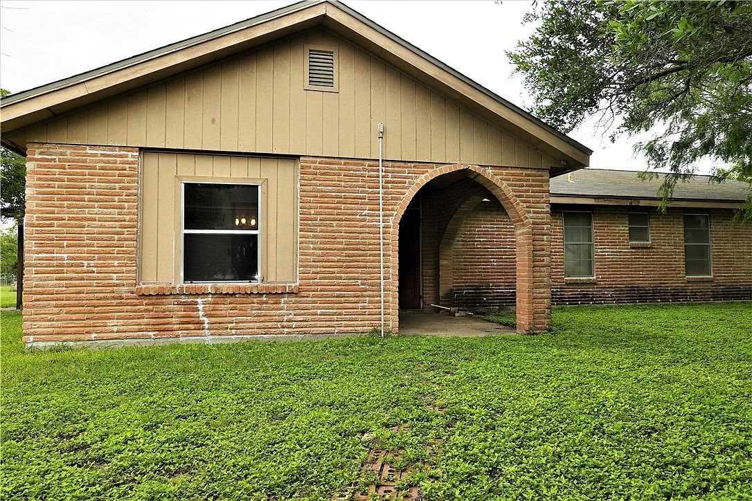 7614 Buddy Ganem Dr, Portland, TX 78374 | MLS #441857 | Zillow