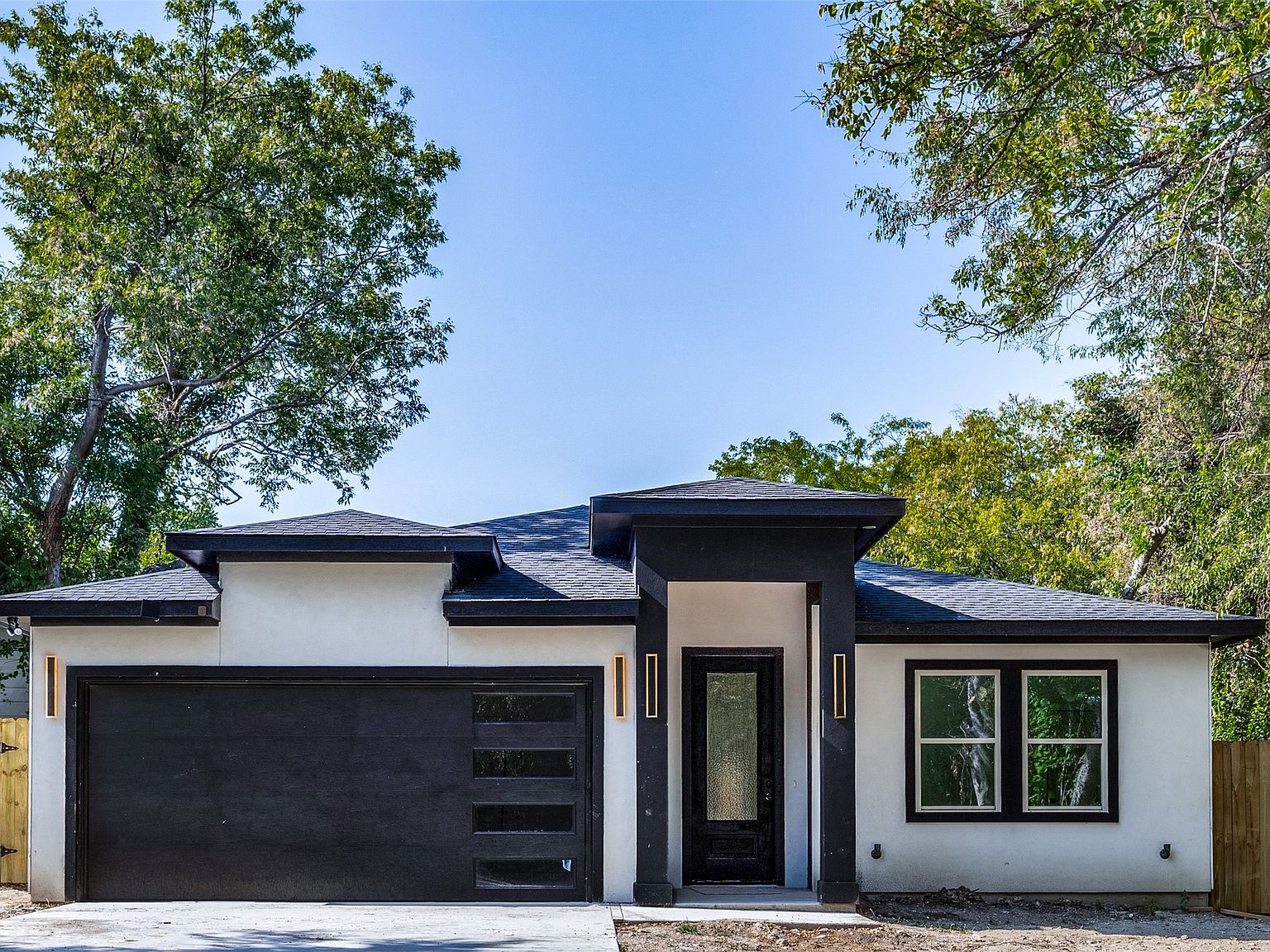 2422 Exeter Dr, Dallas, TX 75216 | Zillow