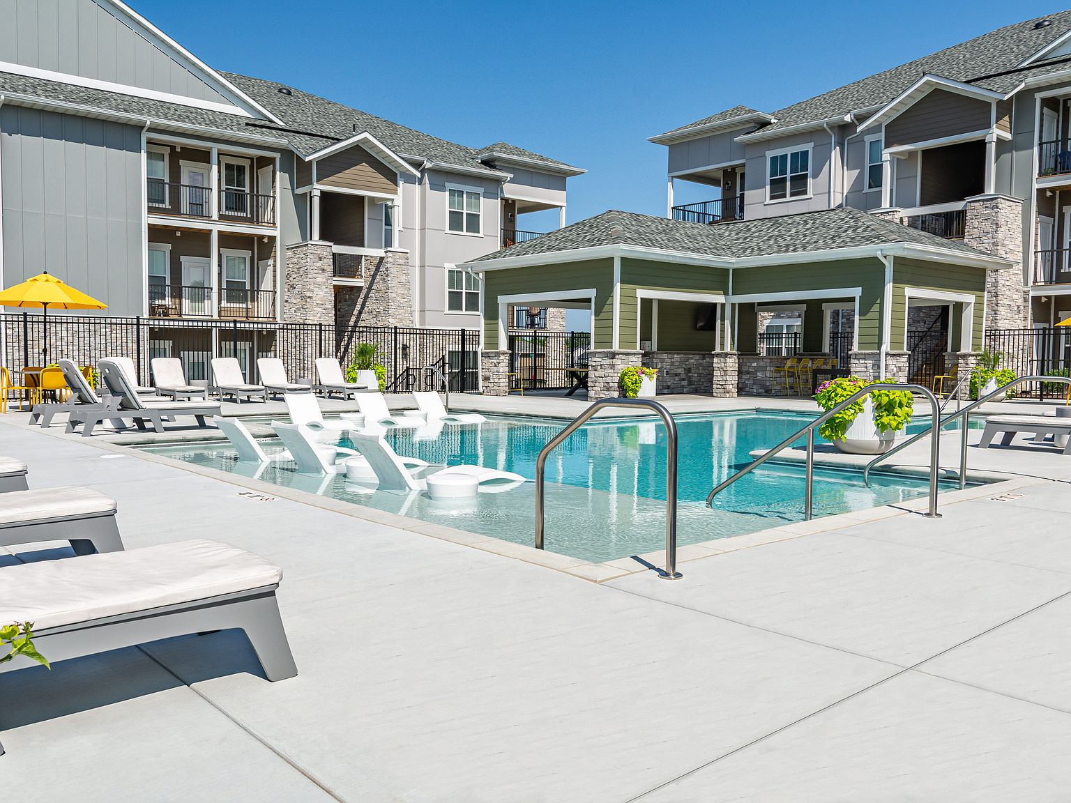 101 Lemon Dr #125, Lake Saint Louis, MO 63367 | Zillow