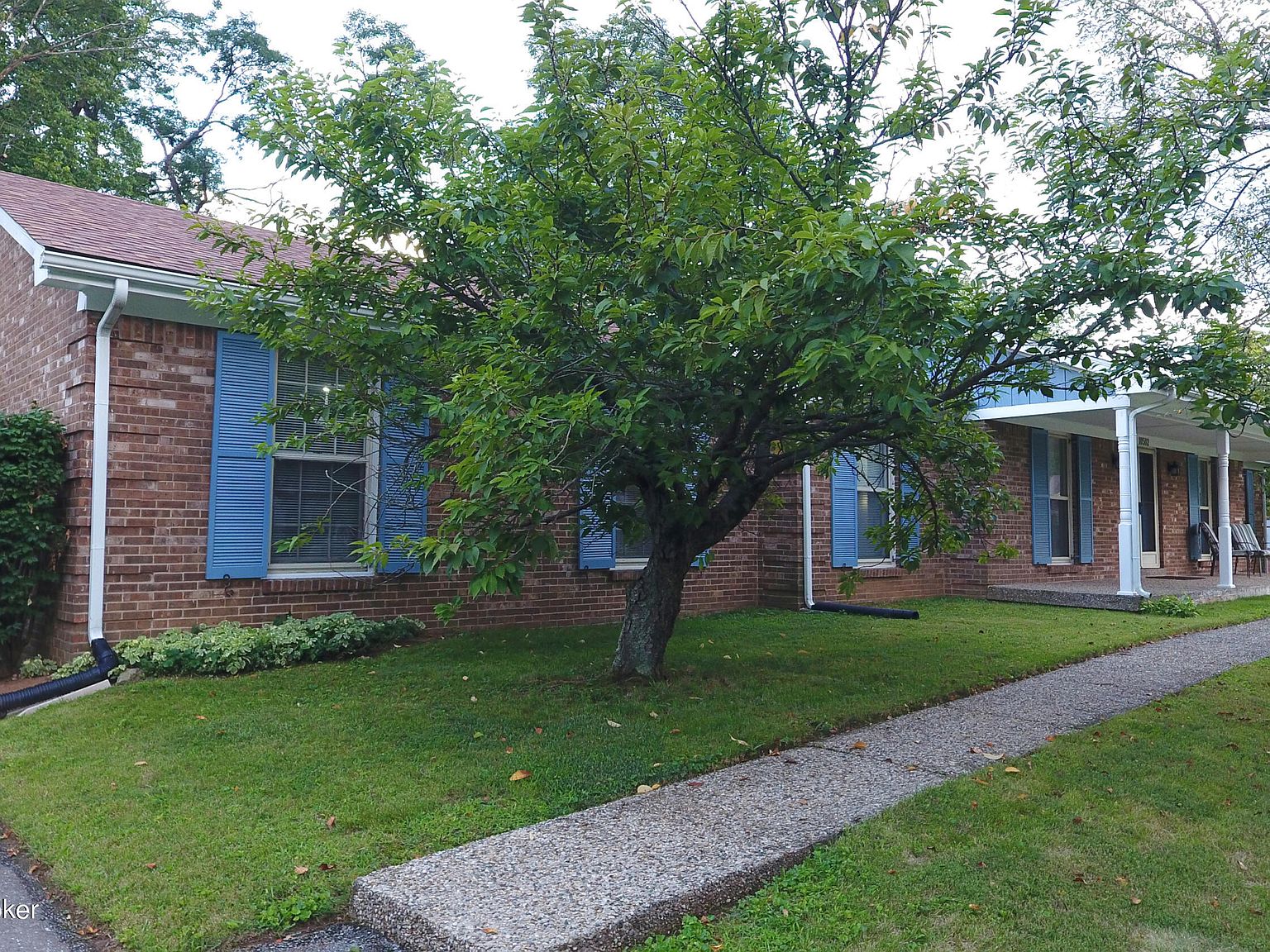 10502 Scarlet Oak Ct, Louisville, KY 40241 | Zillow