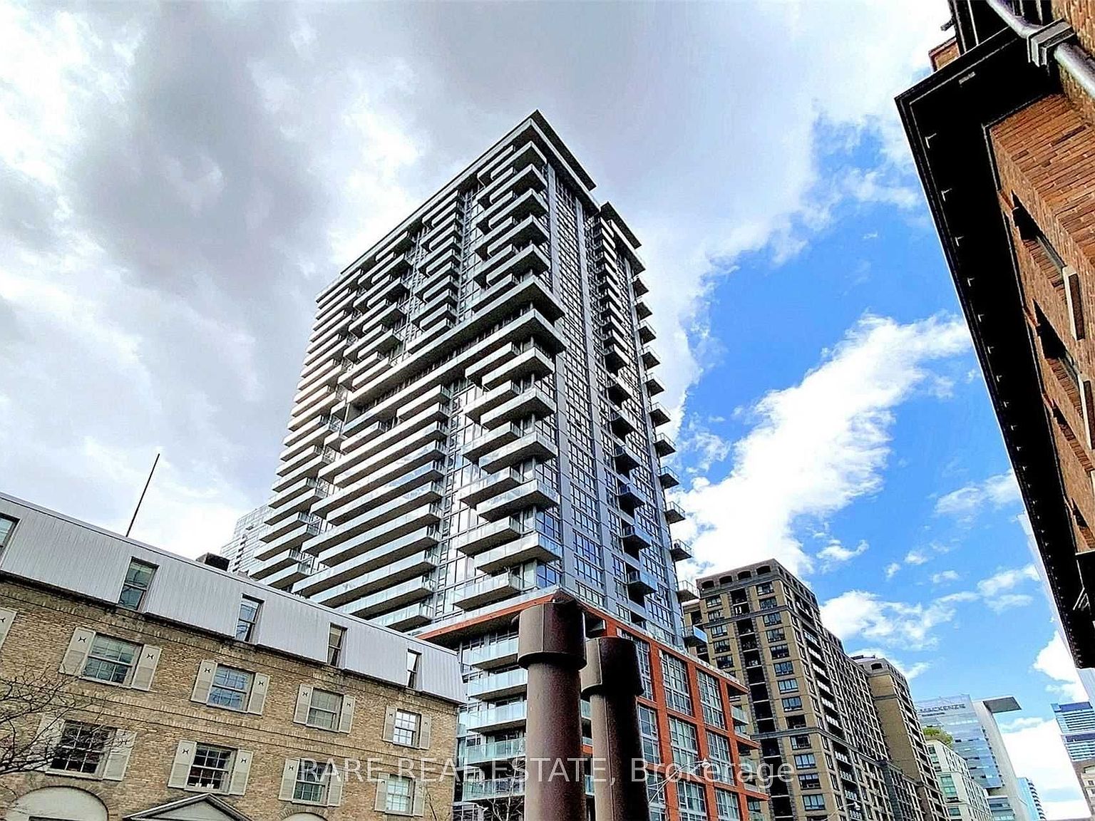 126 Simcoe St #2702-C01, Toronto, ON M5H 4E6 | Zillow