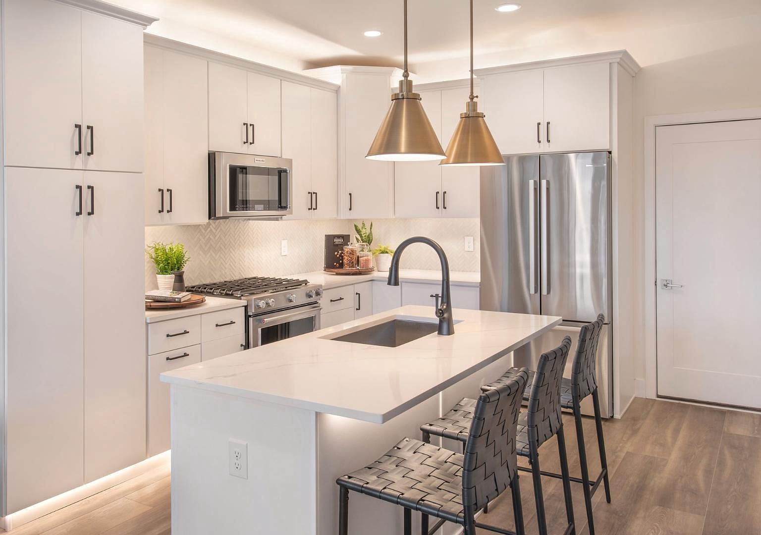 2170 Northbank Pl #186, Philadelphia, PA 19154 | MLS #PAPH2306048 | Zillow