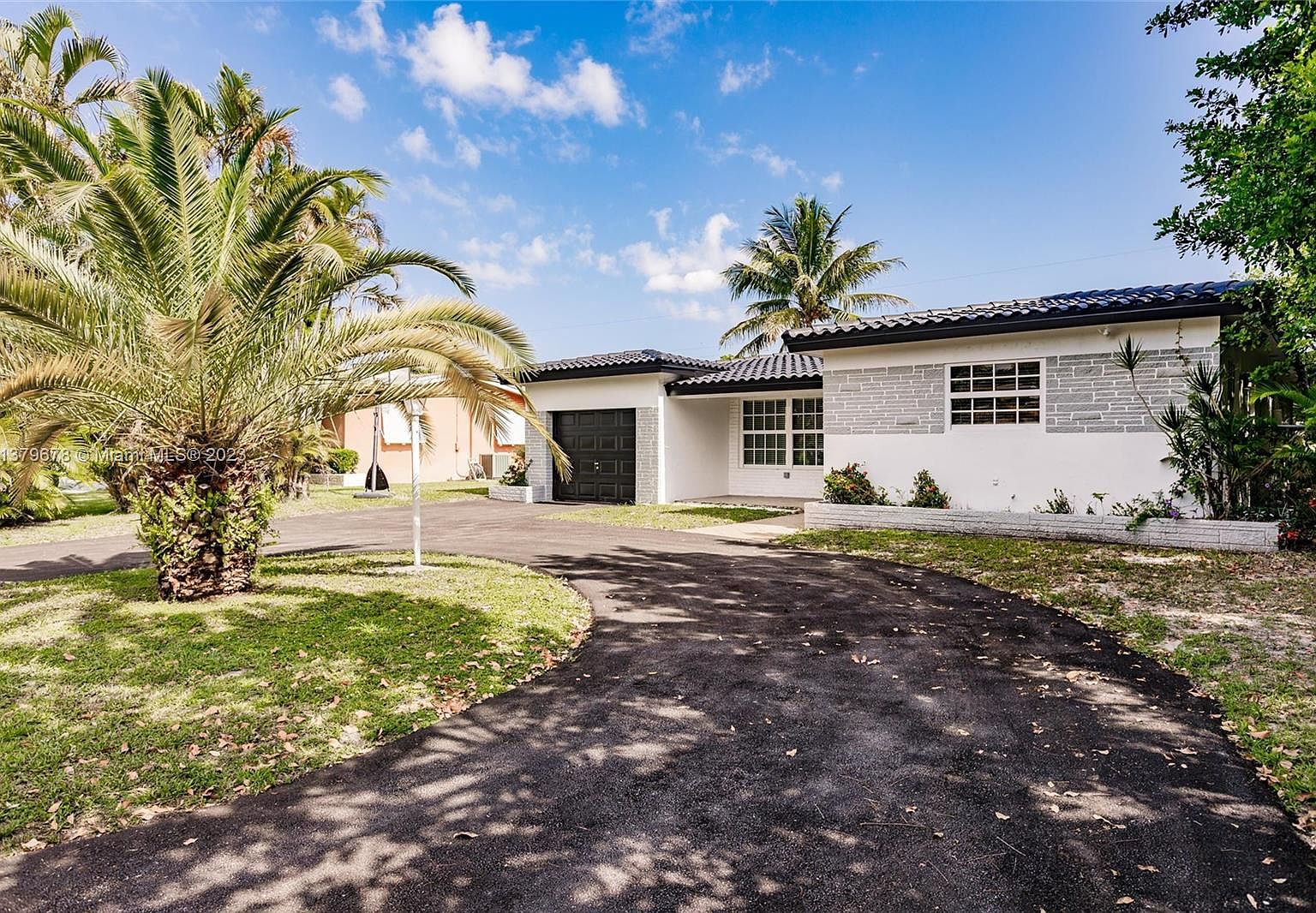 6741 SW 11th St, Hollywood, FL 33023 | Zillow