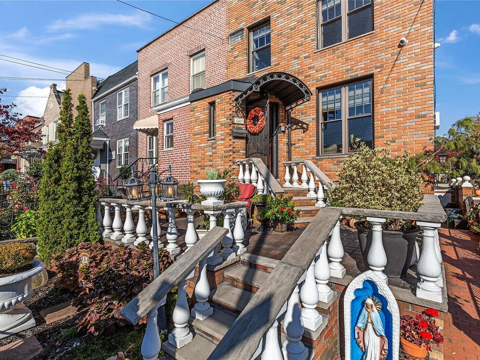48-21 28th Avenue, Astoria, NY 11103 | Zillow