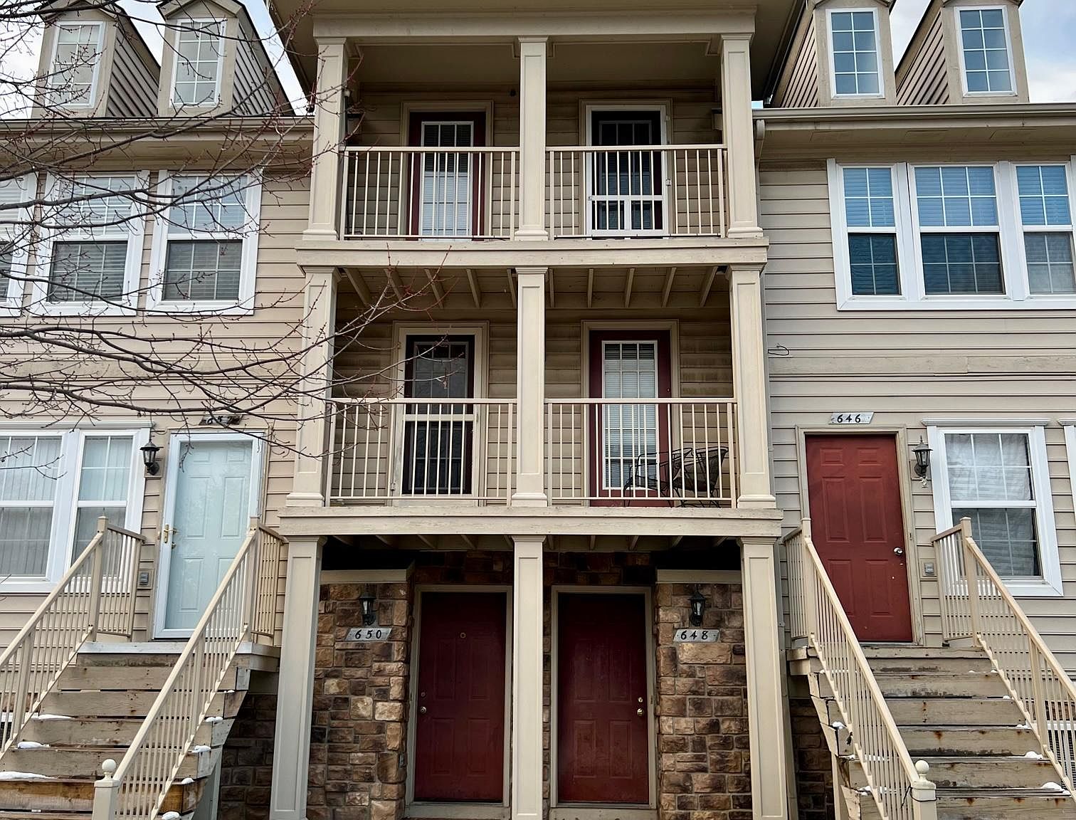 648 Lydia Ln, Pontiac, MI 48341 | Zillow