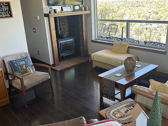 956 Dreamy Draw Cir, Show Low, AZ 85901 | Zillow