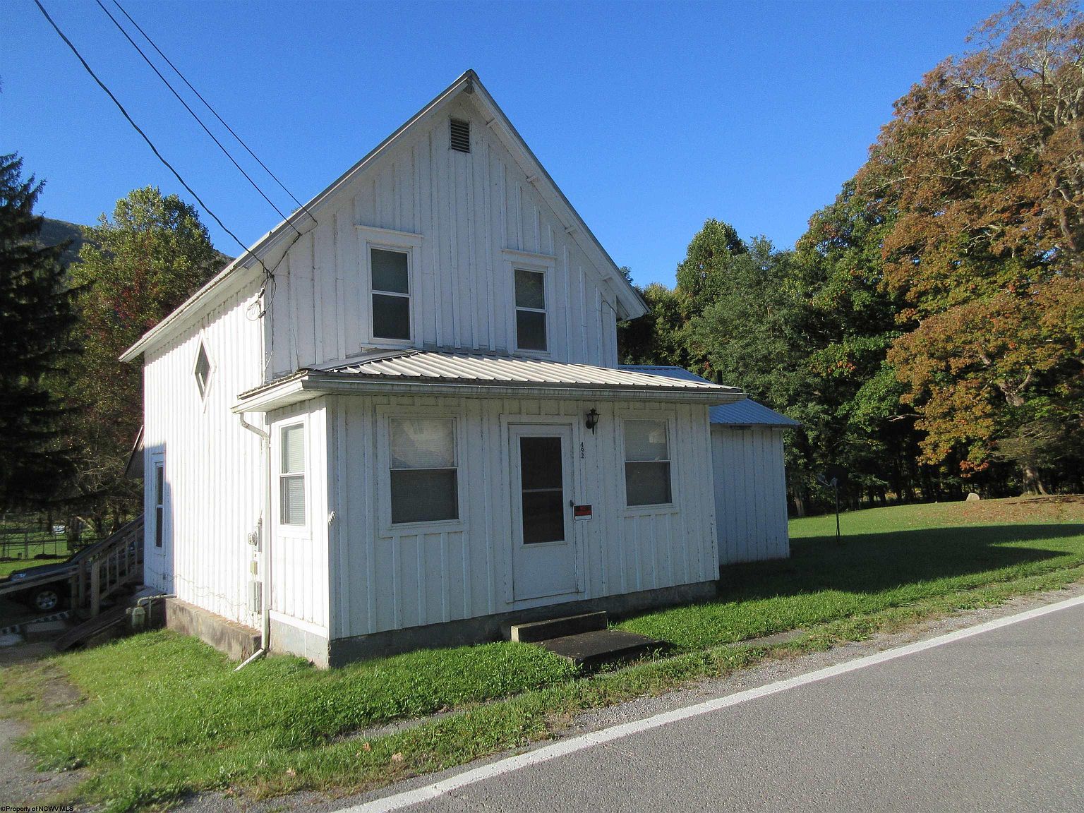 492 Main St, Hendricks, WV 26271 | Zillow