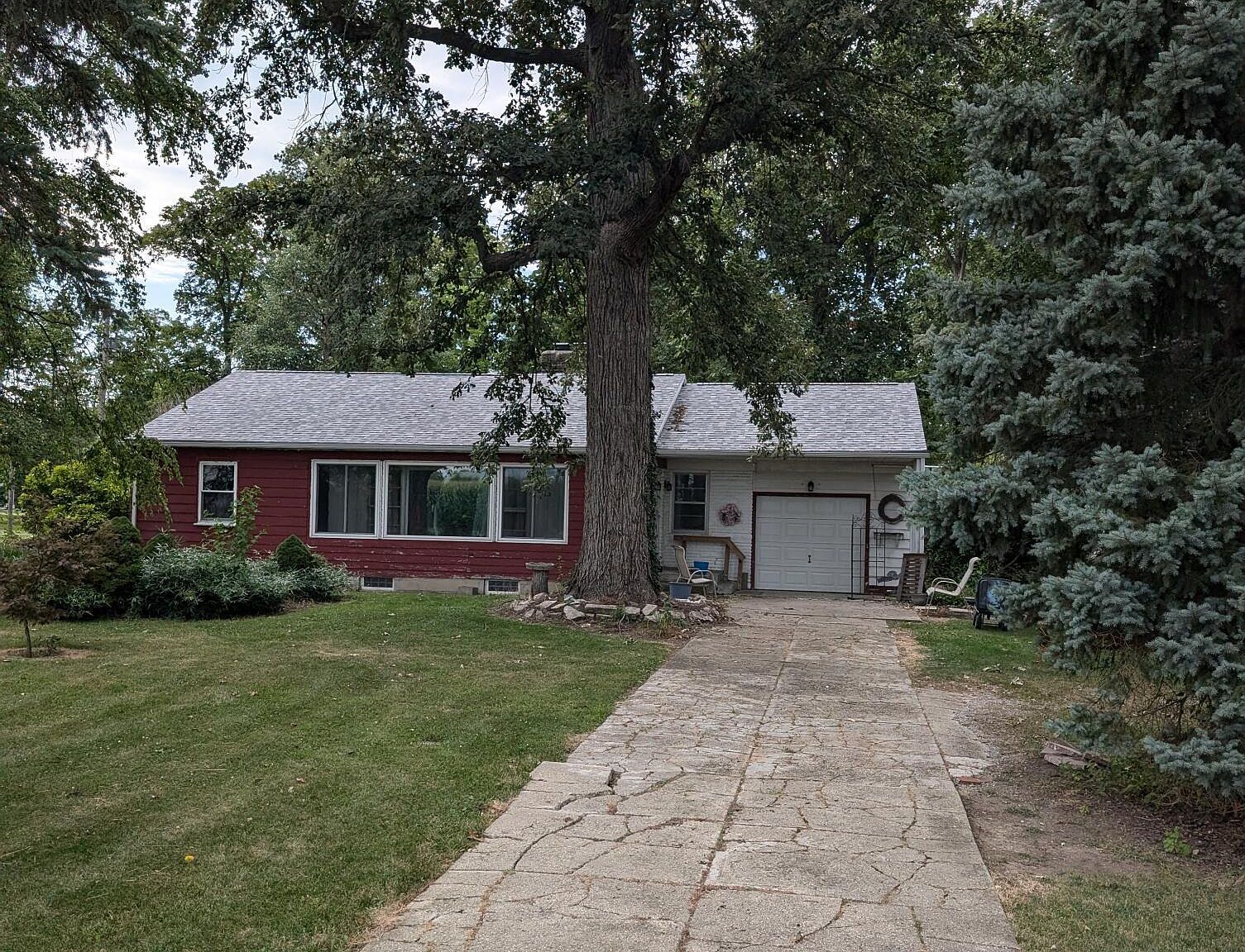4400 Ridge Rd, Lima, OH 45807 | Zillow