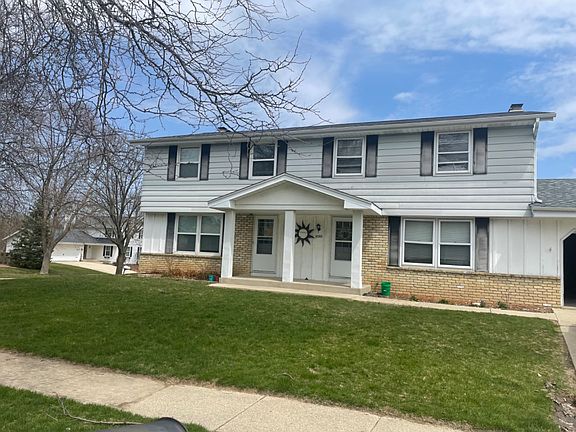 6700 Hill Ridge Dr #6702, Greendale, WI 53129 | Zillow