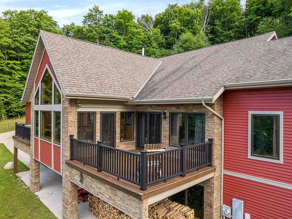 125 Lakeview Rd, Levering, MI 49755 | Zillow