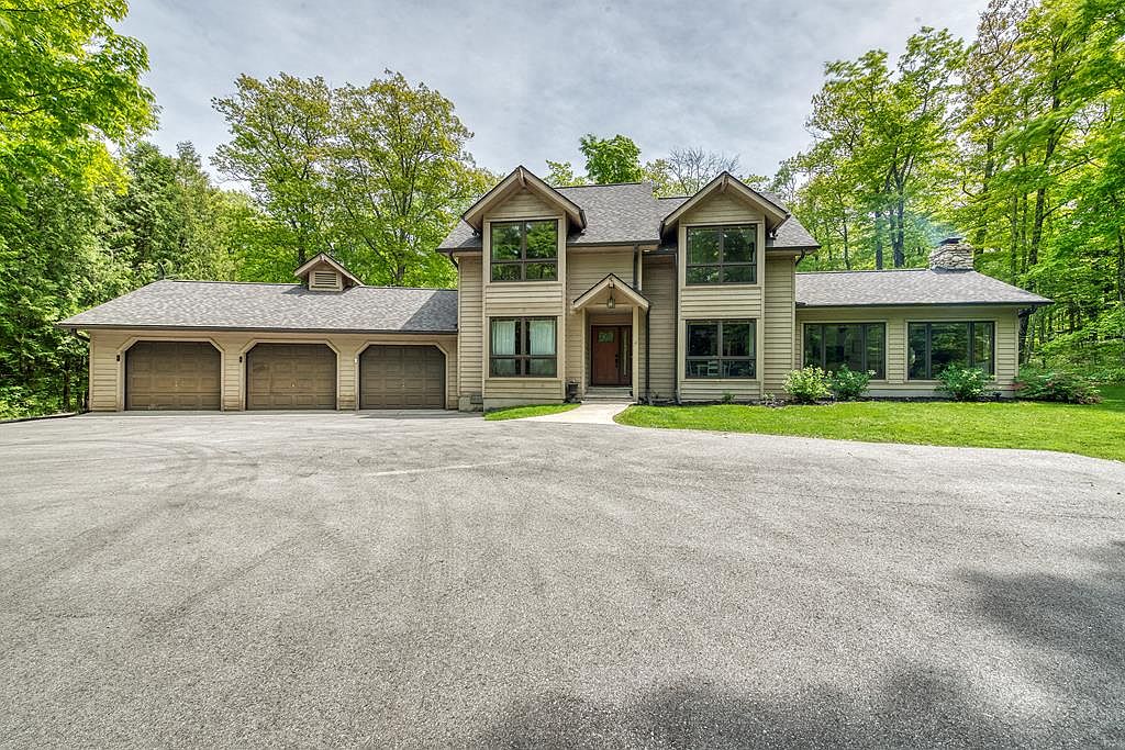 11790 Beach Rd, Ellison Bay, WI 54210 | Zillow