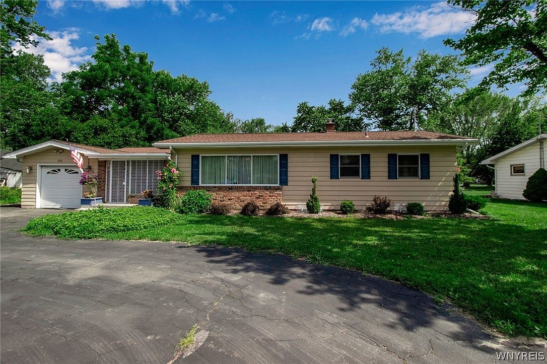 8086 Greiner Rd, Williamsville, NY 14221 | Zillow