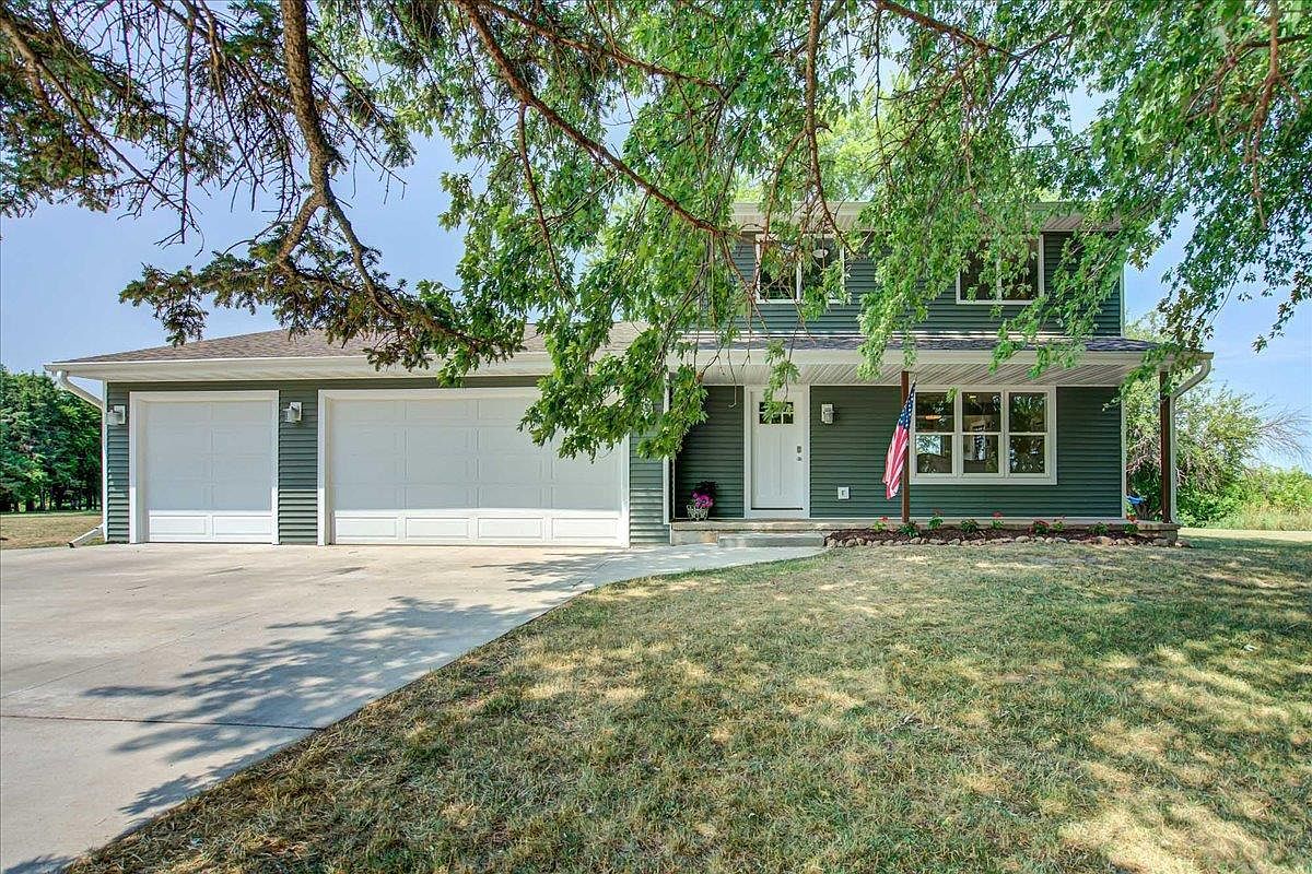 5555 Oak Park Road, Marshall, WI 53559 | Zillow