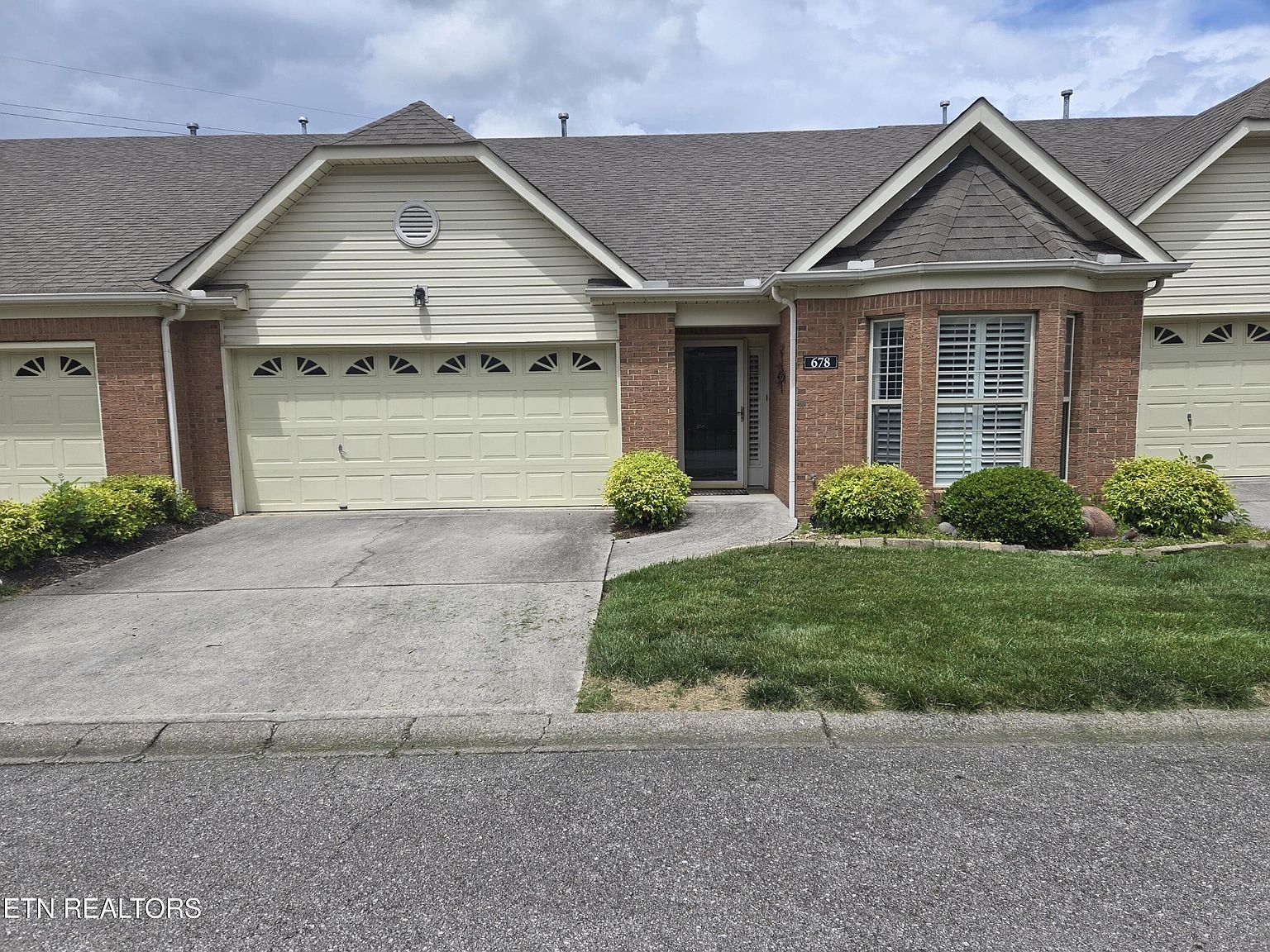 678 Applegate Ln #33, Knoxville, TN 37934 | Zillow