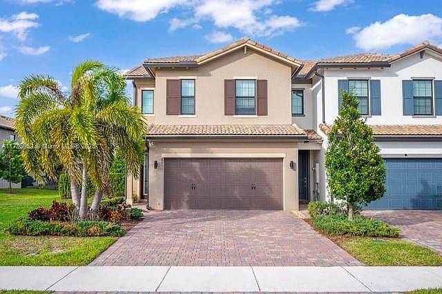 8251 Cinch Way #8251, Lake Worth, FL 33467 | MLS #A11736852 | Zillow