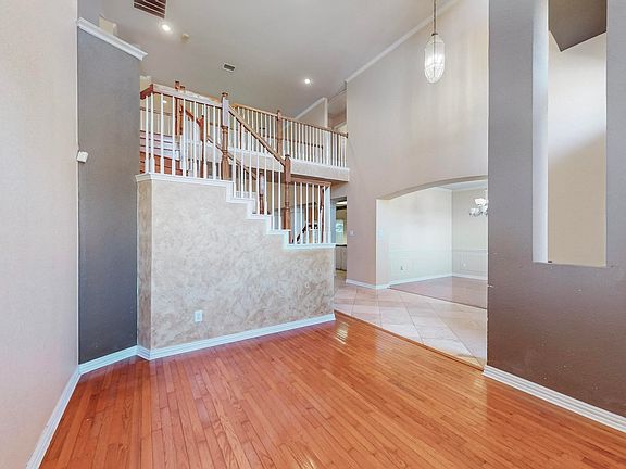 9213 Inverness Dr, Rowlett, TX 75089 | MLS #20870628 | Zillow