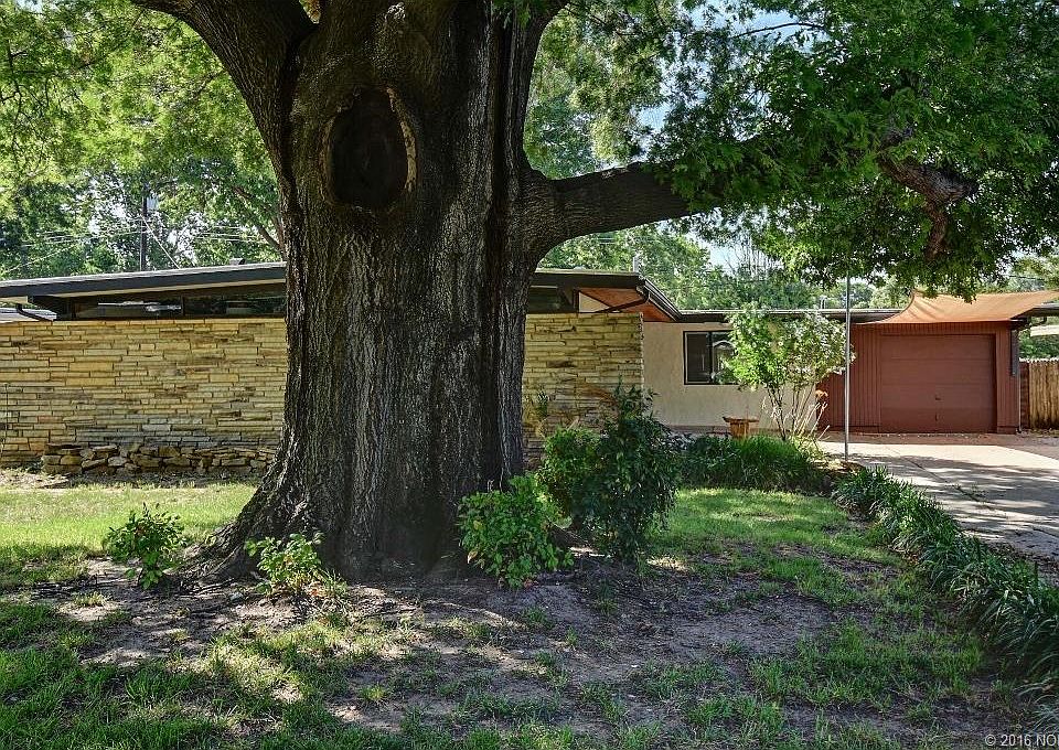 4956 E 26th St, Tulsa, OK 74114 | Zillow