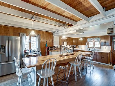 510 Spring Beach Rd, Rome City, IN 46784 | Zillow