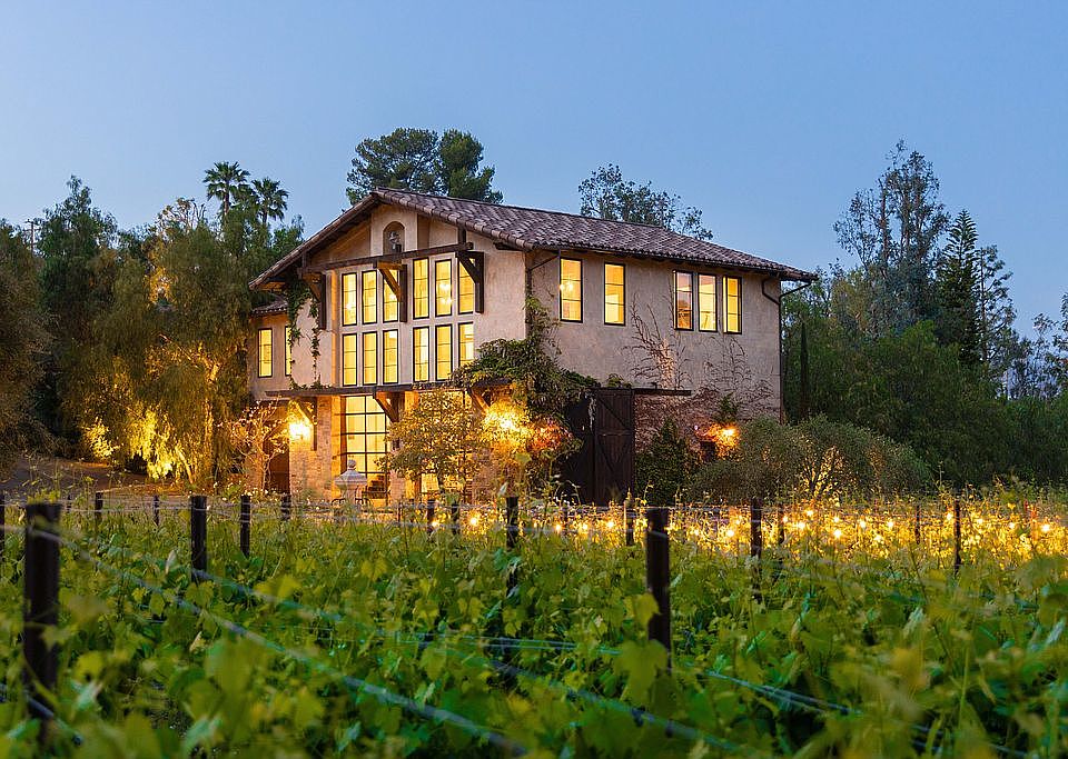 9902 Rangeview Dr, Santa Ana, CA 92705 | Zillow