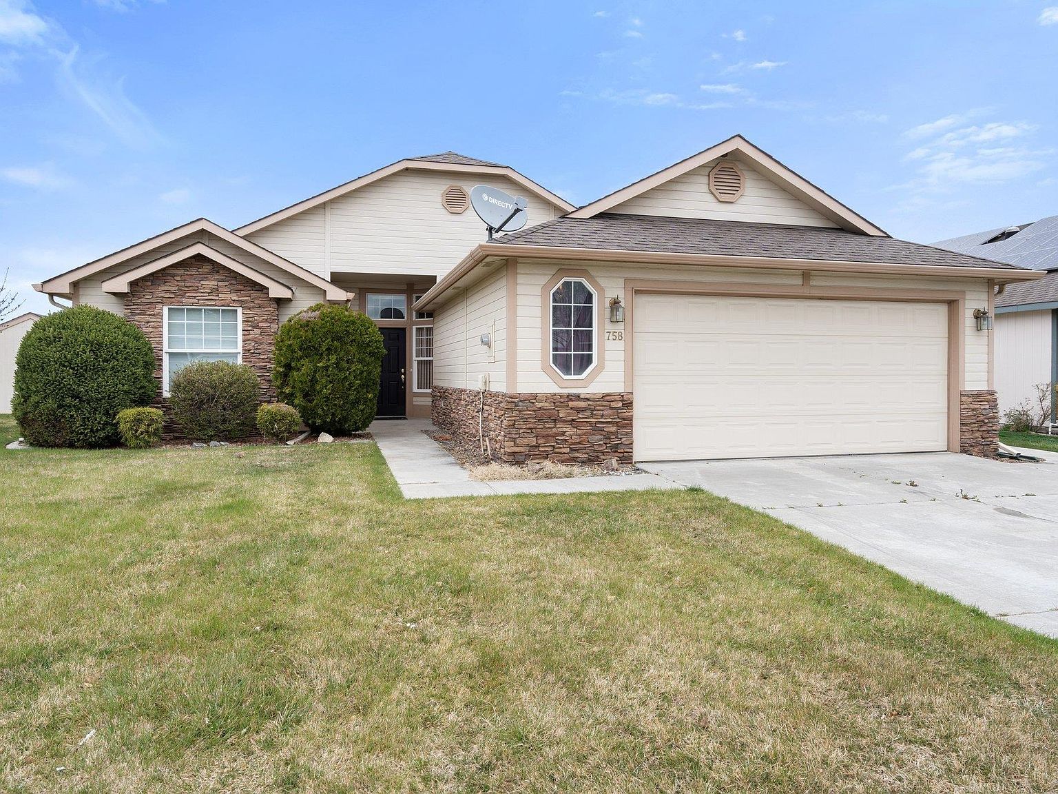 758 Canyon St, Richland, WA 99352 | Zillow